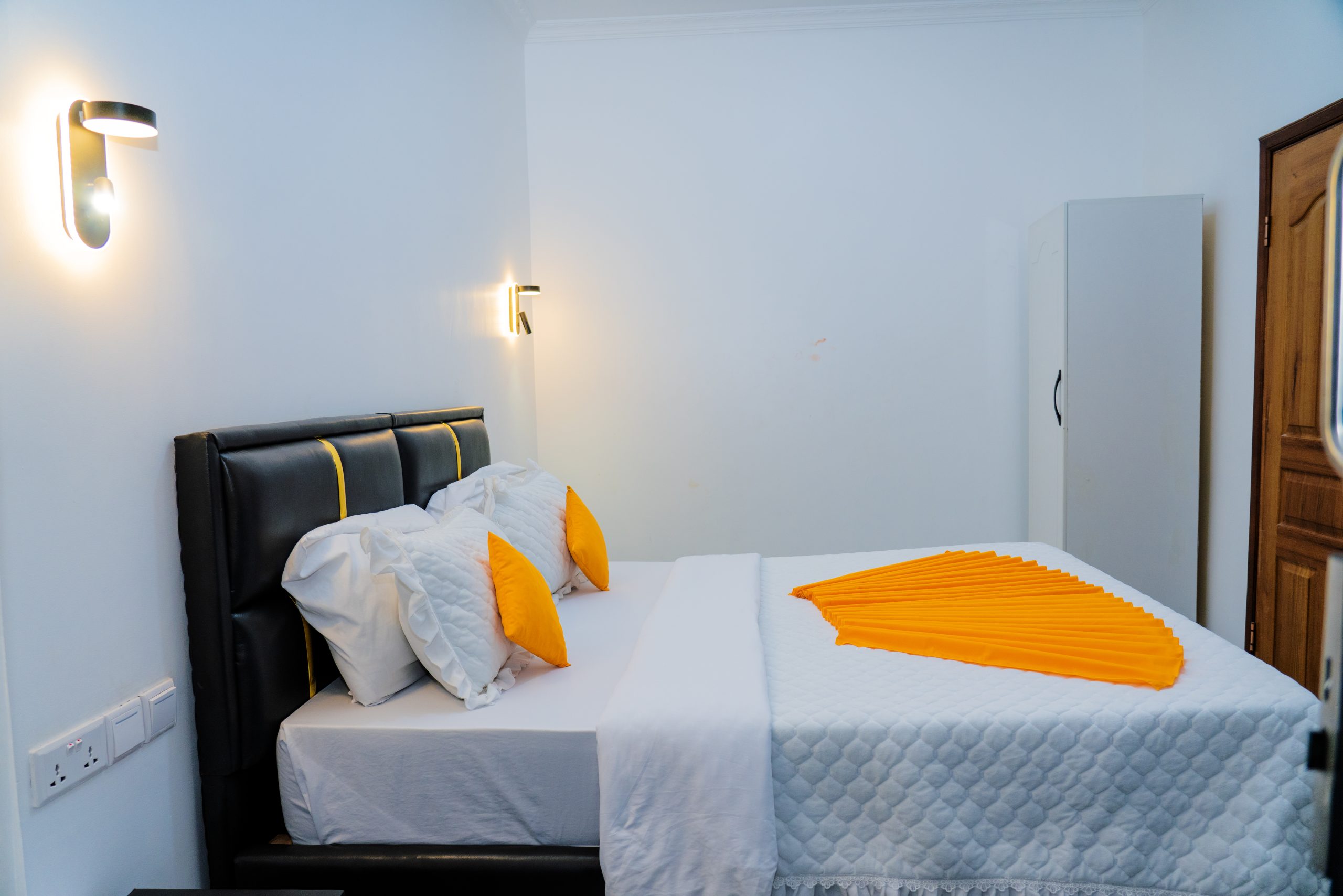 Standard Single Room - Houses for Rent in Kigali